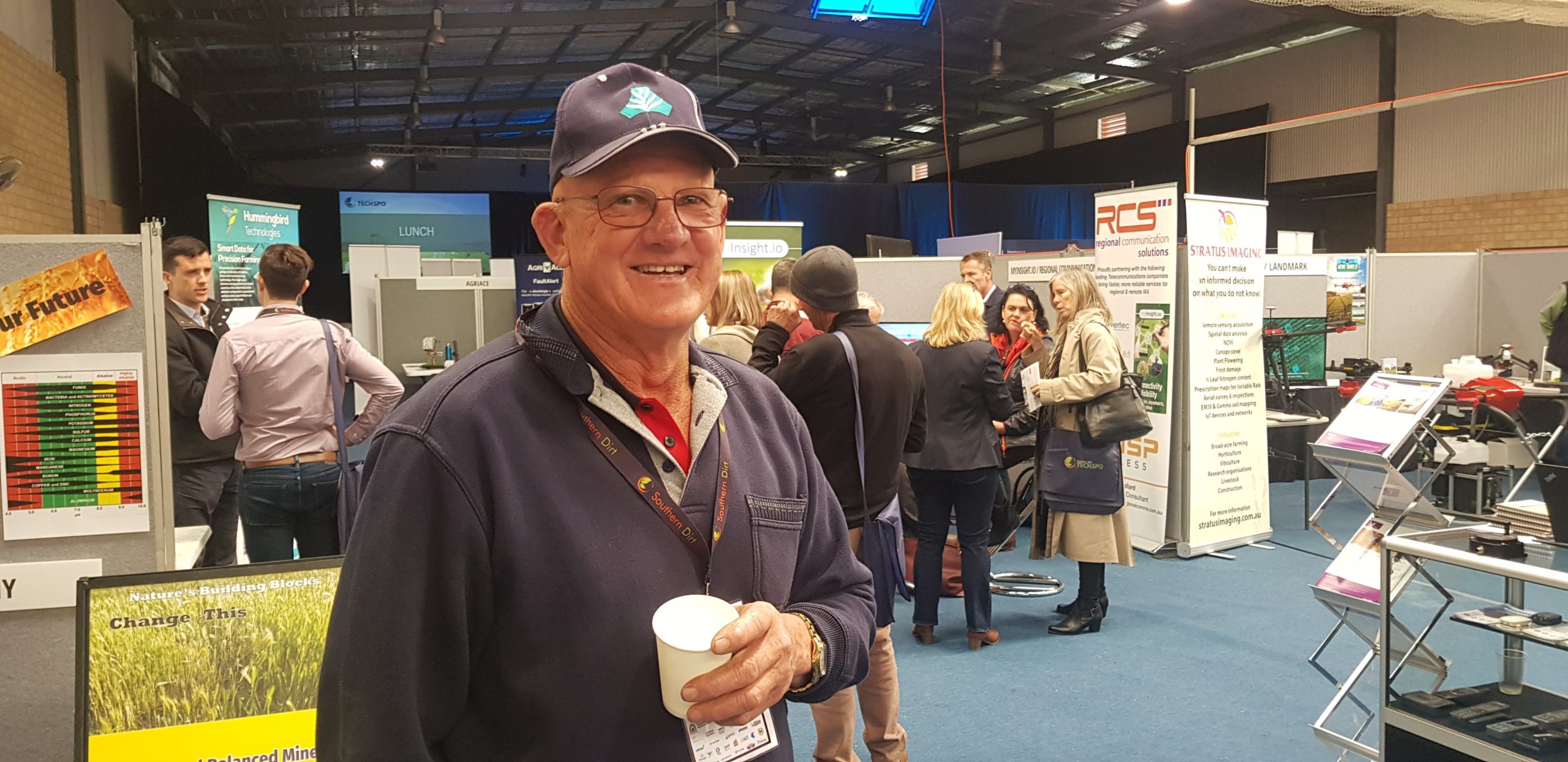 Ray Harrington reckons farmers are calling the shots + paired row ...